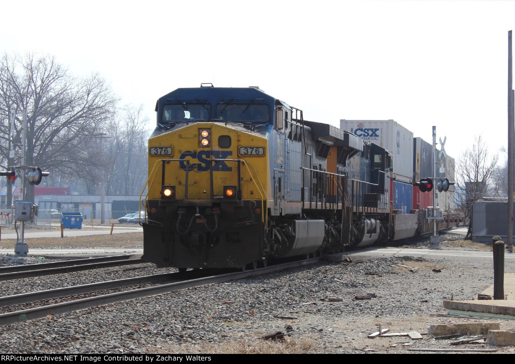 CSX 376 864